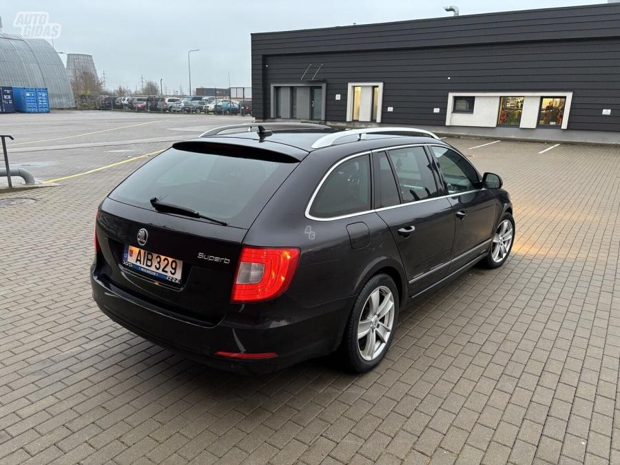 Black Skoda SuperB 2011 in Kaunas, with an engine capacity of 1.60 L and mileage of 400 thousand km for 3950 €, photo 3 on AUTOMOTO.COM.LV
