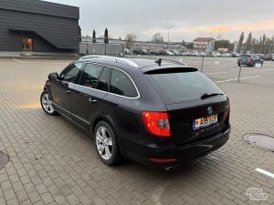 Black Skoda SuperB 2011 in Kaunas, with an engine capacity of 1.60 L and mileage of 400 thousand km for 3950 €, photo 4 on AUTOMOTO.COM.LV