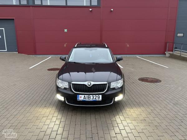 Melns Skoda SuperB 2011 Kauņa, ar dzinēja tilpumu 1.60 L un nobraukumu 400 tūkst. km par 3950 €, foto 5 vietnē AUTOMOTO.COM.LV