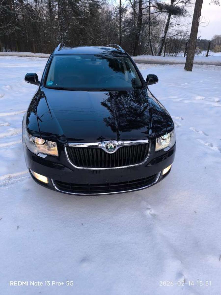 Black Skoda SuperB 2011 in Kaunas, with an engine capacity of 2.00 L and mileage of 257 thousand km for 6995 €, photo 3 on AUTOMOTO.COM.LV