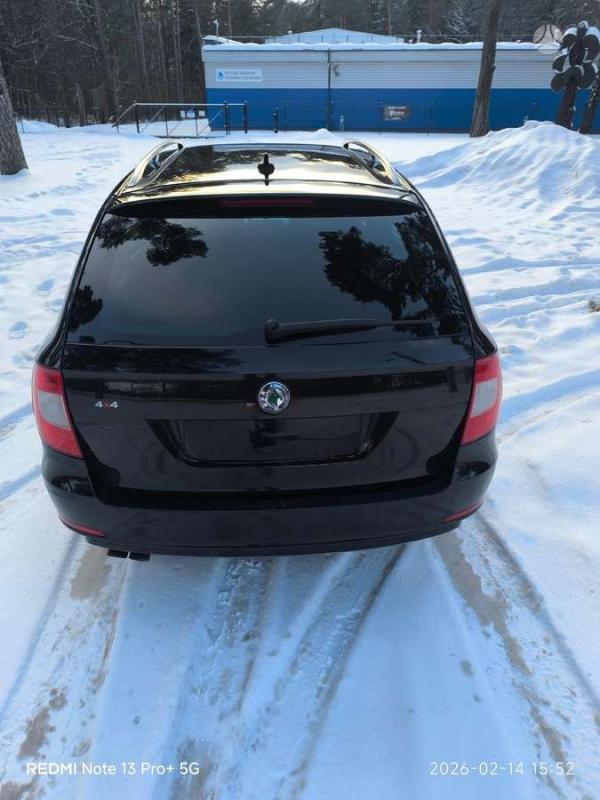 Black Skoda SuperB 2011 in Kaunas, with an engine capacity of 2.00 L and mileage of 257 thousand km for 6995 €, photo 8 on AUTOMOTO.COM.LV