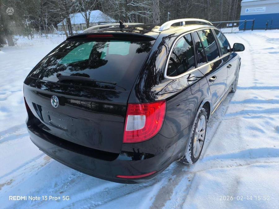 Black Skoda SuperB 2011 in Kaunas, with an engine capacity of 2.00 L and mileage of 257 thousand km for 6995 €, photo 9 on AUTOMOTO.COM.LV