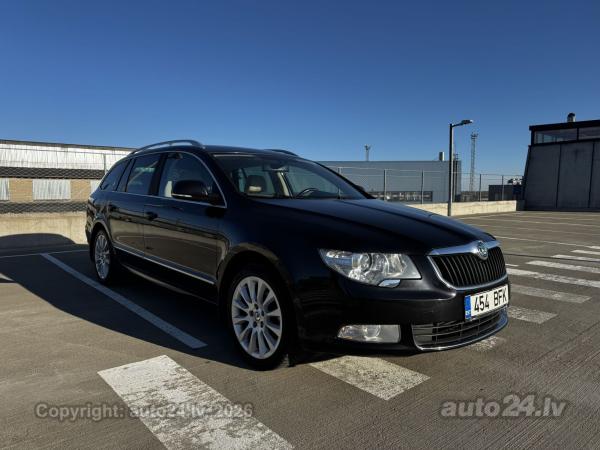 Black Skoda SuperB 2011 in Tallinn, with an engine capacity of 1.80 L and mileage of 216 thousand km for 2200 €, photo 1 on AUTOMOTO.COM.LV
