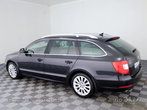 Black Skoda SuperB 2011 in Tallinn, with an engine capacity of 1.80 L and mileage of 215 thousand km for 3199 €, photo 4 on AUTOMOTO.COM.LV