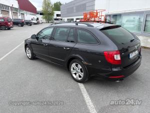 Black Skoda SuperB 2011 in Tallinn, with an engine capacity of 1.80 L and mileage of 267 thousand km for 2900 €, photo 5 on AUTOMOTO.COM.LV