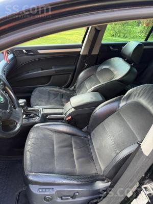Melns Skoda SuperB 2011 Rīga, ar dzinēja tilpumu 2.00 L un nobraukumu 379 tūkst. km par 4200 €, foto 7 vietnē AUTOMOTO.COM.LV