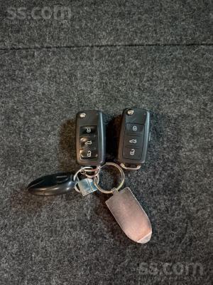 Melns Skoda SuperB 2011 Rīga, ar dzinēja tilpumu 2.00 L un nobraukumu 379 tūkst. km par 4200 €, foto 12 vietnē AUTOMOTO.COM.LV