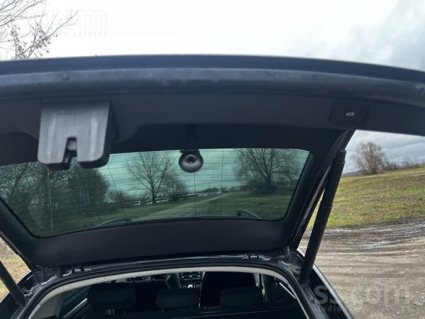 Black Skoda SuperB 2011 in Riga, with an engine capacity of 2.00 L and mileage of 389 thousand km for 3900 €, photo 5 on AUTOMOTO.COM.LV