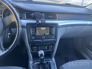 Melns Skoda SuperB 2011 Rīga, ar dzinēja tilpumu 2.00 L un nobraukumu 389 tūkst. km par 3900 €, foto 12 vietnē AUTOMOTO.COM.LV