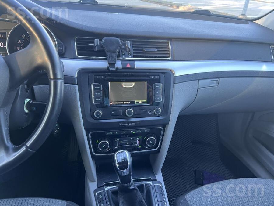 Melns Skoda SuperB 2011 Rīga, ar dzinēja tilpumu 2.00 L un nobraukumu 389 tūkst. km par 3900 €, foto 12 vietnē AUTOMOTO.COM.LV