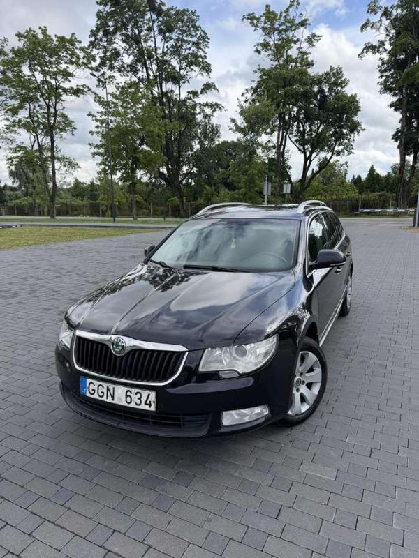 Melns Skoda SuperB 2011 Kauņa, ar dzinēja tilpumu 1.97 L un nobraukumu 320 tūkst. km par 1650 €, foto 2 vietnē AUTOMOTO.COM.LV