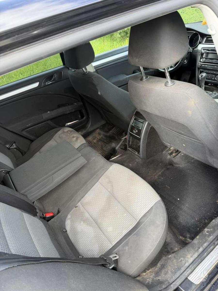 Melns Skoda SuperB 2011 Kauņa, ar dzinēja tilpumu 1.97 L un nobraukumu 320 tūkst. km par 1650 €, foto 18 vietnē AUTOMOTO.COM.LV