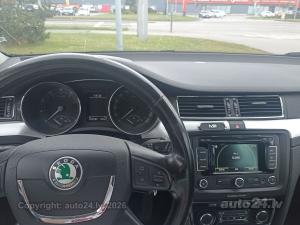 Melns Skoda SuperB 2011 Tallina, ar dzinēja tilpumu 1.80 L un nobraukumu 323 tūkst. km par 3600 €, foto 7 vietnē AUTOMOTO.COM.LV