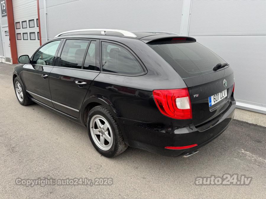 Melns Skoda SuperB 2011 Tallina, ar dzinēja tilpumu 1.80 L un nobraukumu 188 tūkst. km par 4490 €, foto 5 vietnē AUTOMOTO.COM.LV