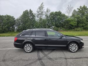 Melns Skoda SuperB 2011 Tallina, ar dzinēja tilpumu 2.00 L un nobraukumu 306 tūkst. km par 5800 €, foto 3 vietnē AUTOMOTO.COM.LV