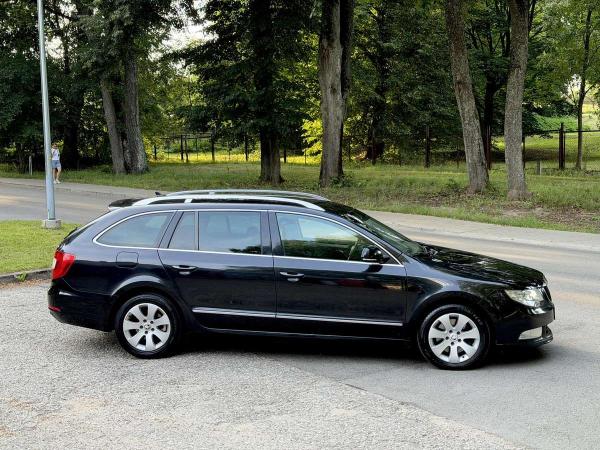 Melns Skoda SuperB 2011 Viļņa, ar dzinēja tilpumu 2.00 L un nobraukumu 286 tūkst. km par 4400 €, foto 4 vietnē AUTOMOTO.COM.LV