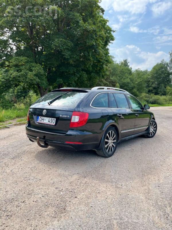 Melns Skoda SuperB 2011 Kuldīga, ar dzinēja tilpumu 2.00 L un nobraukumu 366 tūkst. km par 4200 €, foto 5 vietnē AUTOMOTO.COM.LV