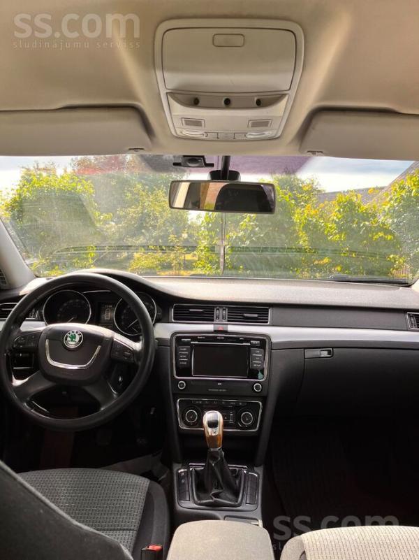 Melns Skoda SuperB 2011 Kuldīga, ar dzinēja tilpumu 2.00 L un nobraukumu 366 tūkst. km par 4200 €, foto 6 vietnē AUTOMOTO.COM.LV