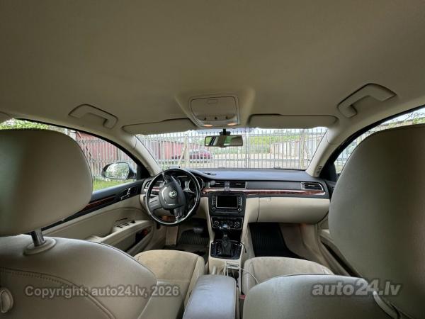 Melns Skoda SuperB 2011 Tallina, ar dzinēja tilpumu 3.60 L un nobraukumu 266 tūkst. km par 3600 €, foto 8 vietnē AUTOMOTO.COM.LV