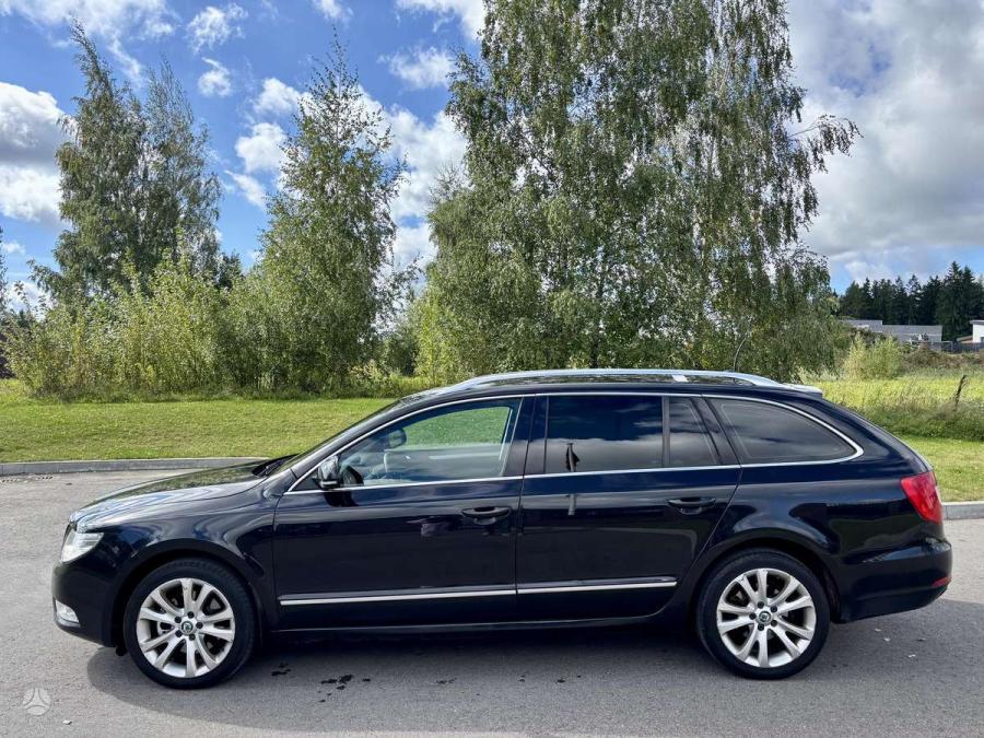 Melns Skoda SuperB 2011 Viļņa, ar dzinēja tilpumu 1.97 L un nobraukumu 370 tūkst. km par 4600 €, foto 3 vietnē AUTOMOTO.COM.LV