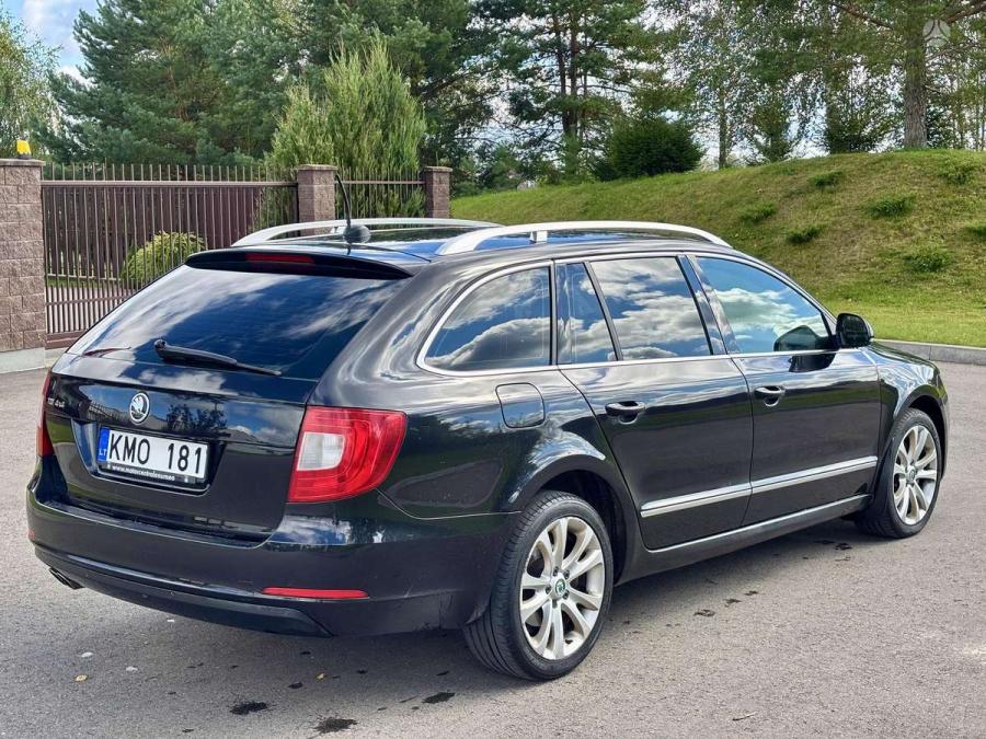 Melns Skoda SuperB 2011 Viļņa, ar dzinēja tilpumu 1.97 L un nobraukumu 370 tūkst. km par 4600 €, foto 8 vietnē AUTOMOTO.COM.LV