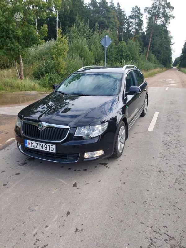 Black Skoda SuperB 2011 in Mazeikiai, with an engine capacity of 1.60 L and mileage of 316 thousand km for 5150 €, photo 1 on AUTOMOTO.COM.LV