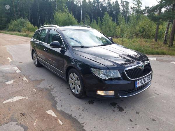 Black Skoda SuperB 2011 in Mazeikiai, with an engine capacity of 1.60 L and mileage of 316 thousand km for 5150 €, photo 4 on AUTOMOTO.COM.LV