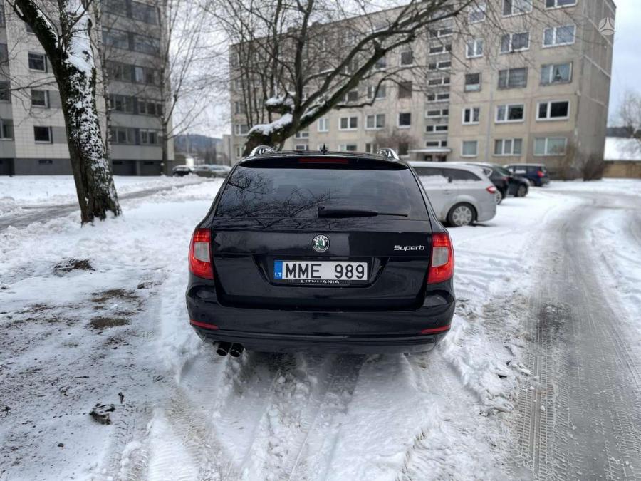 Black Skoda SuperB 2012 in Vilnius, with an engine capacity of 1.97 L and mileage of 180 thousand km for 3950 €, photo 6 on AUTOMOTO.COM.LV