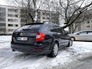 Black Skoda SuperB 2012 in Vilnius, with an engine capacity of 1.97 L and mileage of 180 thousand km for 3950 €, photo 8 on AUTOMOTO.COM.LV
