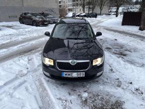 Black Skoda SuperB 2012 in Vilnius, with an engine capacity of 1.97 L and mileage of 180 thousand km for 3950 €, photo 13 on AUTOMOTO.COM.LV