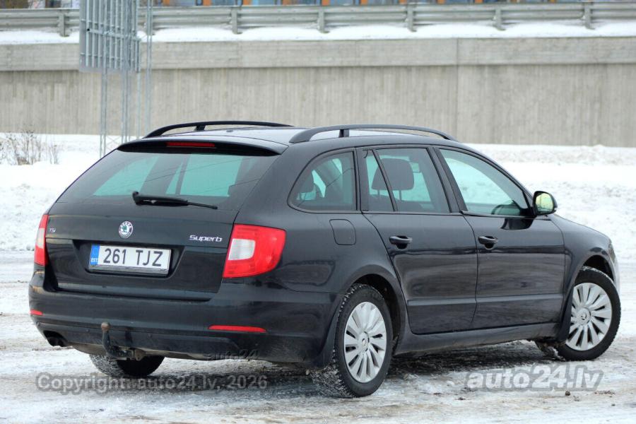 Melns Skoda SuperB 2012 Tartu, ar dzinēja tilpumu 1.40 L un nobraukumu 120 tūkst. km par 5999 €, foto 4 vietnē AUTOMOTO.COM.LV