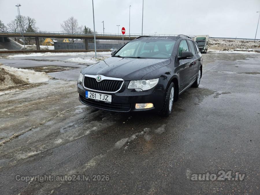 Black Skoda SuperB 2012 in Tallinn, with an engine capacity of 1.40 L and mileage of 123 thousand km for 7300 €, photo 1 on AUTOMOTO.COM.LV