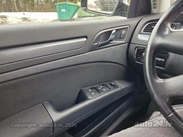 Melns Skoda SuperB 2012 Tallina, ar dzinēja tilpumu 1.40 L un nobraukumu 123 tūkst. km par 7300 €, foto 11 vietnē AUTOMOTO.COM.LV