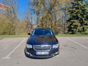 Black Skoda SuperB 2012 in Panevezys, with an engine capacity of 2.00 L and mileage of 400 thousand km for 2800 €, photo  on AUTOMOTO.COM.LV