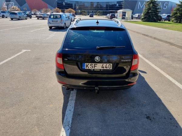 Black Skoda SuperB 2012 in Panevezys, with an engine capacity of 2.00 L and mileage of 400 thousand km for 2800 €, photo 6 on AUTOMOTO.COM.LV