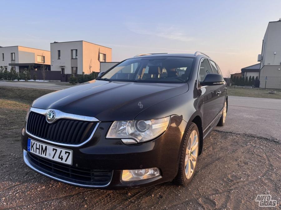 Black Skoda SuperB 2012 in Kaunas, with an engine capacity of 2.00 L and mileage of 250 thousand km for 4990 €, photo 1 on AUTOMOTO.COM.LV