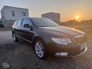 Black Skoda SuperB 2012 in Kaunas, with an engine capacity of 2.00 L and mileage of 250 thousand km for 4990 €, photo 3 on AUTOMOTO.COM.LV