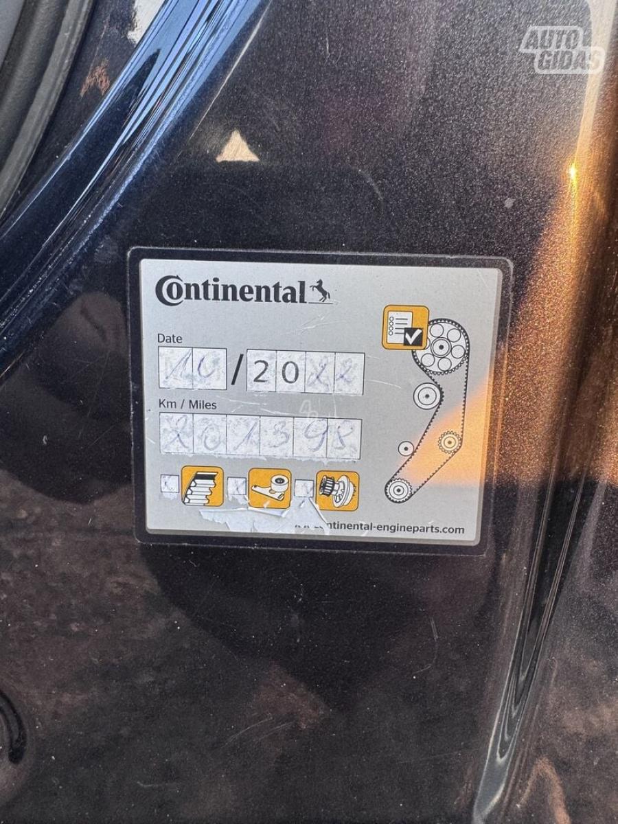 Black Skoda SuperB 2012 in Kaunas, with an engine capacity of 2.00 L and mileage of 250 thousand km for 4990 €, photo 14 on AUTOMOTO.COM.LV