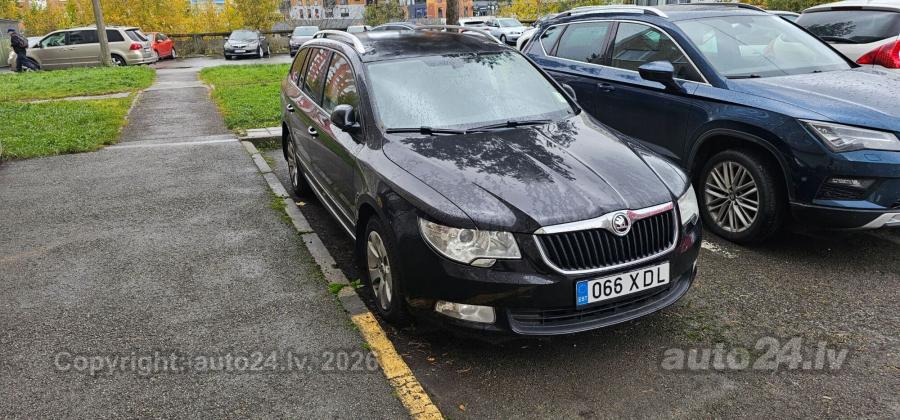 Melns Skoda SuperB 2012 Tallina, ar dzinēja tilpumu 2.00 L un nobraukumu 370 tūkst. km par 4000 €, foto 1 vietnē AUTOMOTO.COM.LV