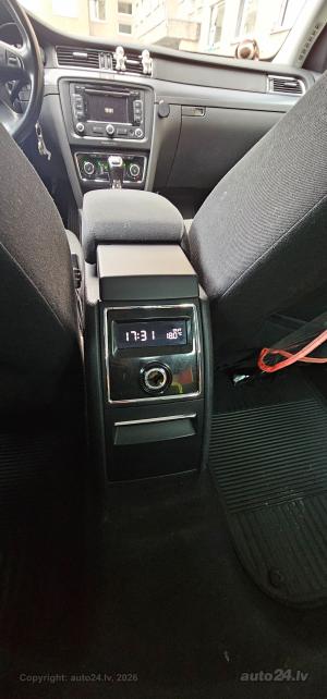 Melns Skoda SuperB 2012 Tallina, ar dzinēja tilpumu 2.00 L un nobraukumu 370 tūkst. km par 4000 €, foto 6 vietnē AUTOMOTO.COM.LV