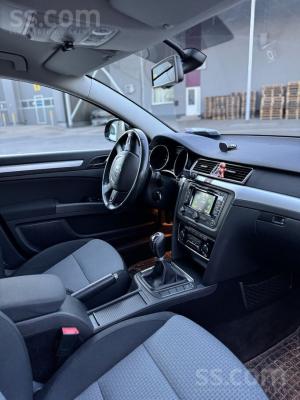 Melns Skoda SuperB 2012 Rīga, ar dzinēja tilpumu 1.60 L un nobraukumu 242 tūkst. km par 5000 €, foto 11 vietnē AUTOMOTO.COM.LV