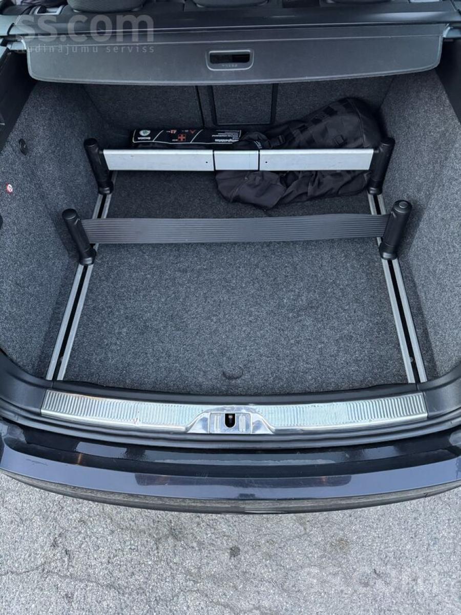 Melns Skoda SuperB 2012 Rīga, ar dzinēja tilpumu 1.60 L un nobraukumu 242 tūkst. km par 5000 €, foto 12 vietnē AUTOMOTO.COM.LV