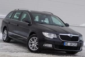 Black Skoda SuperB 2012 in Riga, with an engine capacity of 2.00 L and mileage of 238 thousand km for 6500 €, photo 3 on AUTOMOTO.COM.LV