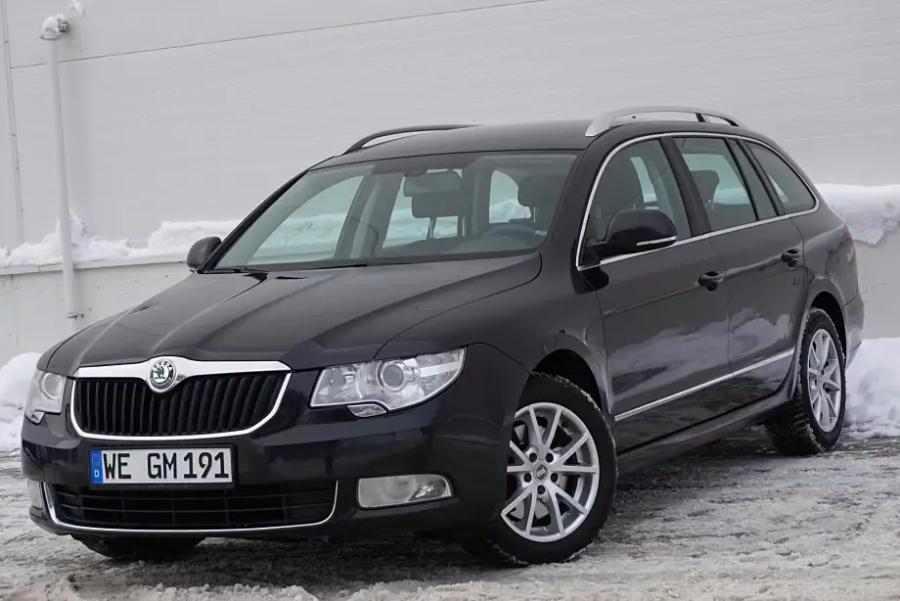 Black Skoda SuperB 2012 in Riga, with an engine capacity of 2.00 L and mileage of 238 thousand km for 6500 €, photo 5 on AUTOMOTO.COM.LV