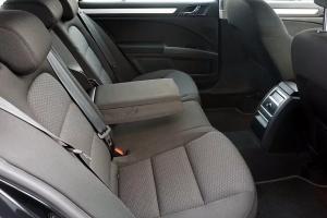 Black Skoda SuperB 2012 in Riga, with an engine capacity of 2.00 L and mileage of 238 thousand km for 6500 €, photo 18 on AUTOMOTO.COM.LV