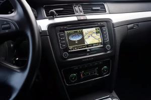 Black Skoda SuperB 2012 in Riga, with an engine capacity of 2.00 L and mileage of 238 thousand km for 6500 €, photo 22 on AUTOMOTO.COM.LV