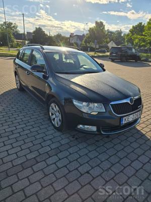 Black Skoda SuperB 2012 in Jelgava, with an engine capacity of 1.60 L and mileage of 395 thousand km for 3300 €, photo  on AUTOMOTO.COM.LV