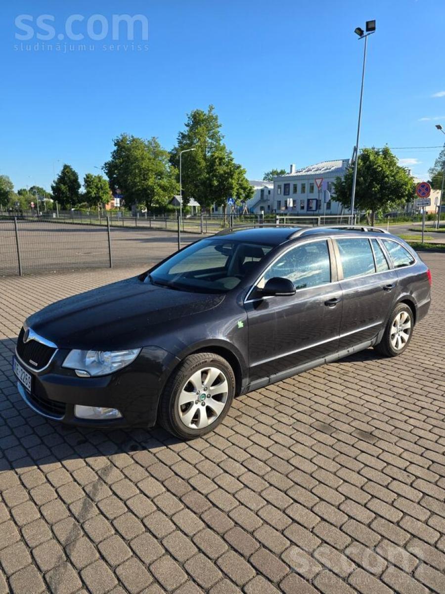 Black Skoda SuperB 2012 in Jelgava, with an engine capacity of 1.60 L and mileage of 395 thousand km for 3300 €, photo 3 on AUTOMOTO.COM.LV