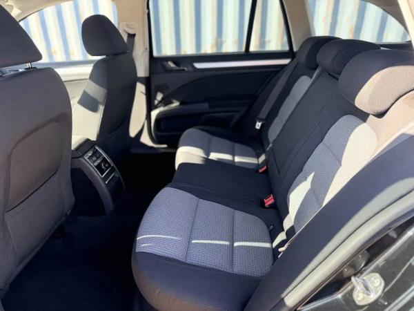 Melns Skoda SuperB 2012 Rīga, ar dzinēja tilpumu 2.00 L un nobraukumu 298 tūkst. km par 5995 €, foto 6 vietnē AUTOMOTO.COM.LV