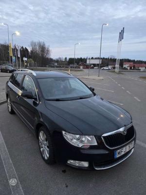 Black Skoda SuperB 2012 in Vilnius, with an engine capacity of 1.98 L and mileage of 313 thousand km for 6300 €, photo 3 on AUTOMOTO.COM.LV